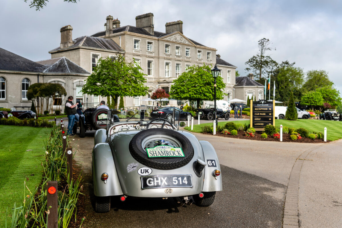 SPARKLING AMERICAN COMET SHINES ON 'LUCKY' SHAMROCK DEBUT - Rally the Globe